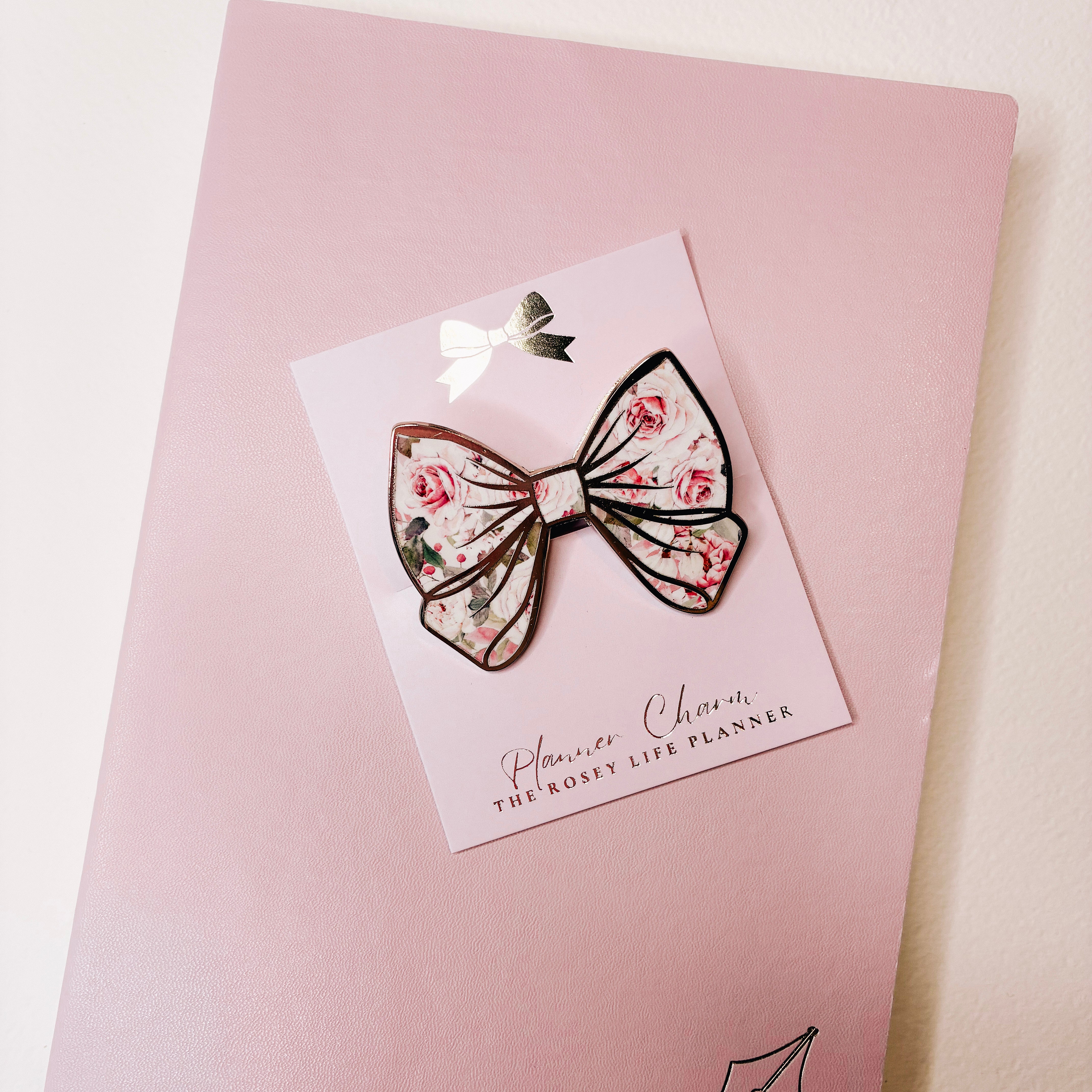JOURNAL CLIP | FLORAL BOW | Advent 2025 – theroseylifeplanner