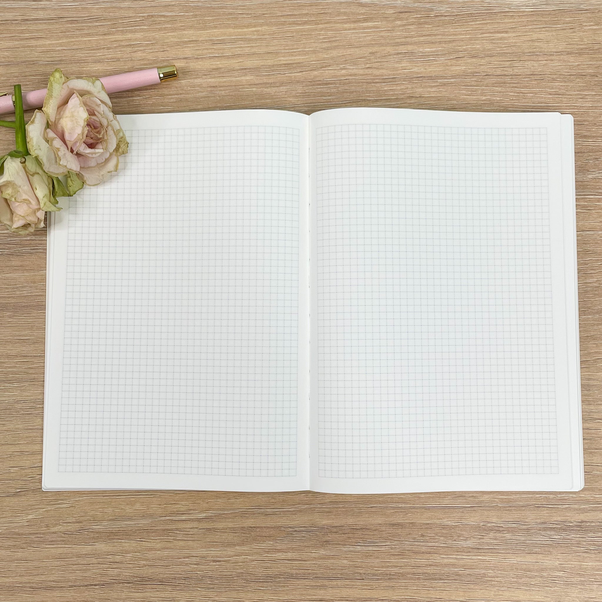 A5 NOTEBOOK | 832 PAGES - 52 GSM TOMOE RIVER PAPER – theroseylifeplanner